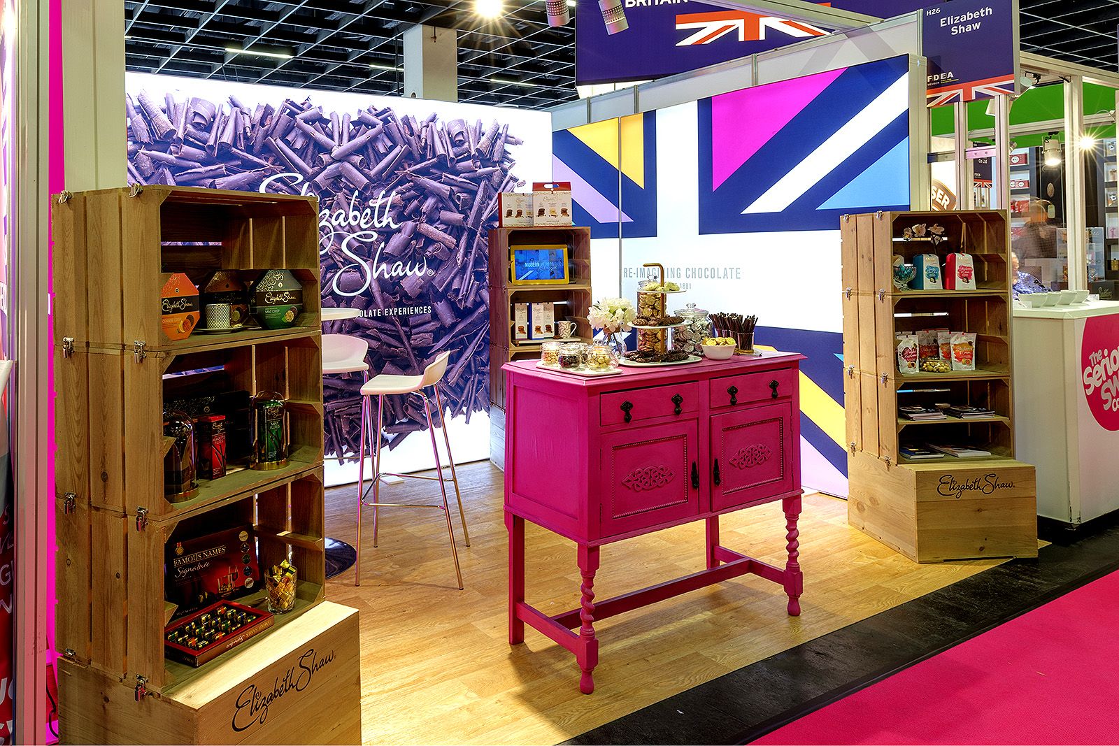 How to Enhance your Stand with Exhibition Lighting