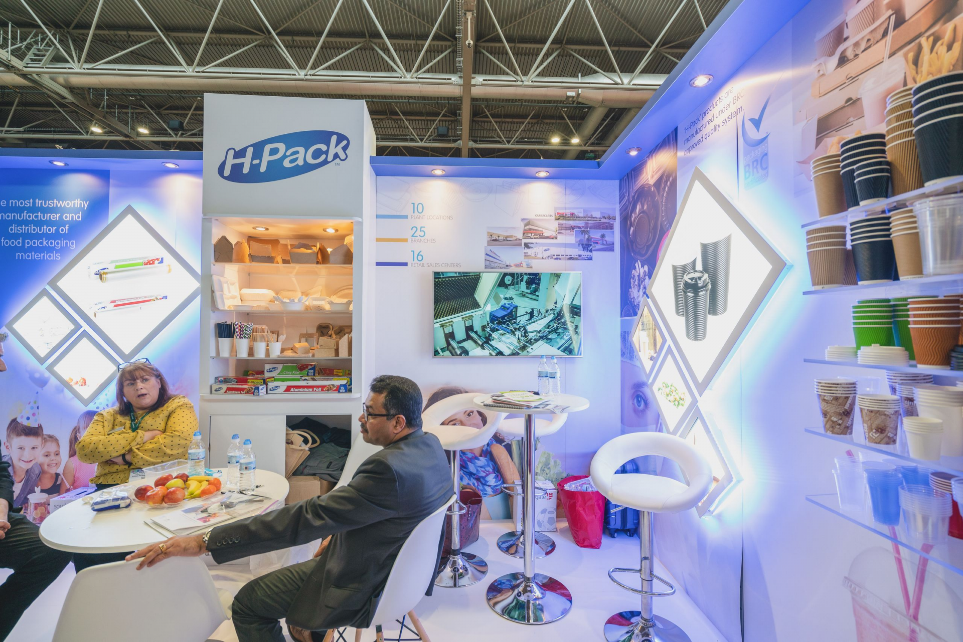 How to Enhance your Stand with Exhibition Lighting